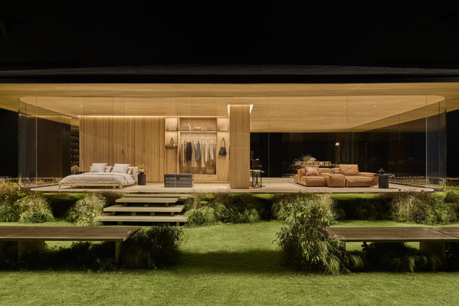 PFWM AW26: Louis Vuitton - The Glass Magazine